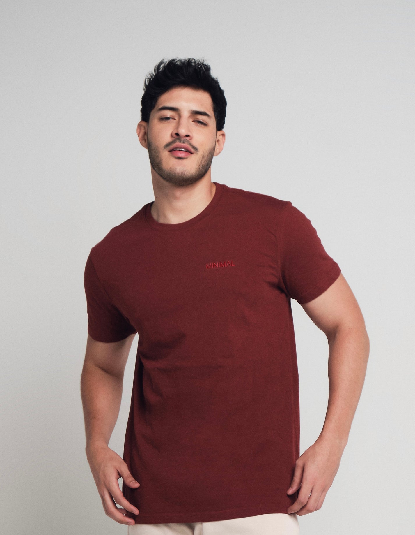 BASIC T-SHIRTS – MINIMAL WEAR